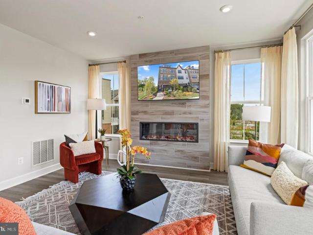 3463 Saint Robin Lane