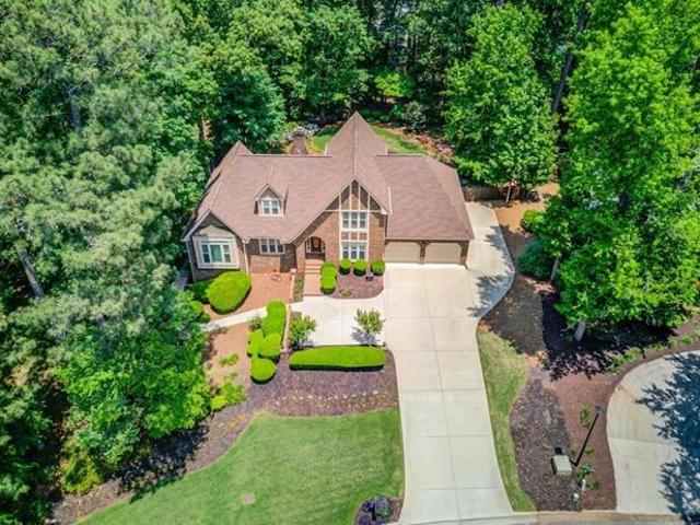 346 Coopers Pond Dr, Lawrenceville, GA 30044