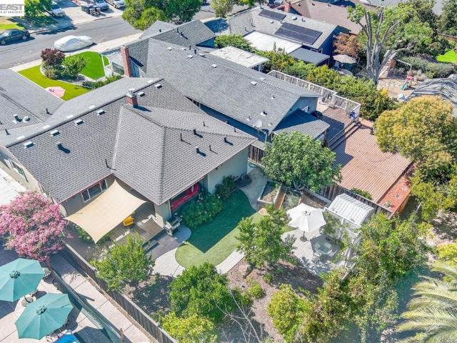 346 Amador Ct