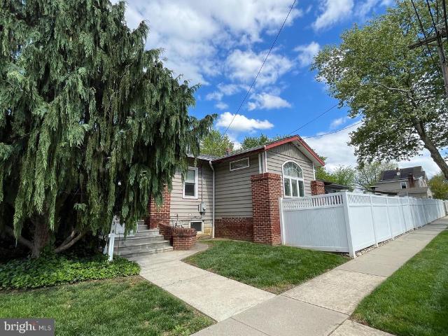 346 Albany Avenue