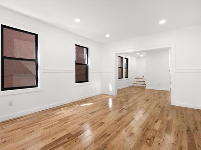 346 E 53rd St, Brooklyn, NY 11203