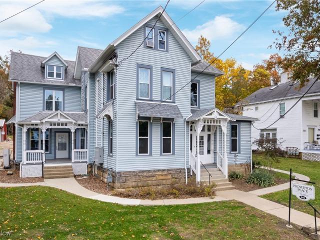 346 E Bowman Street
