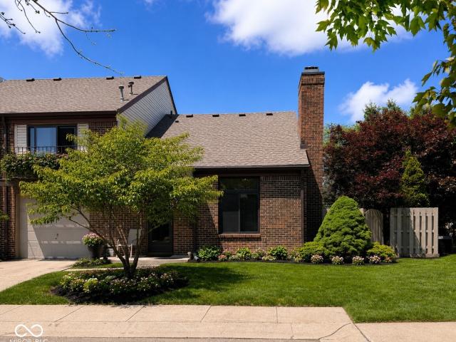 346 E Saint Clair Street