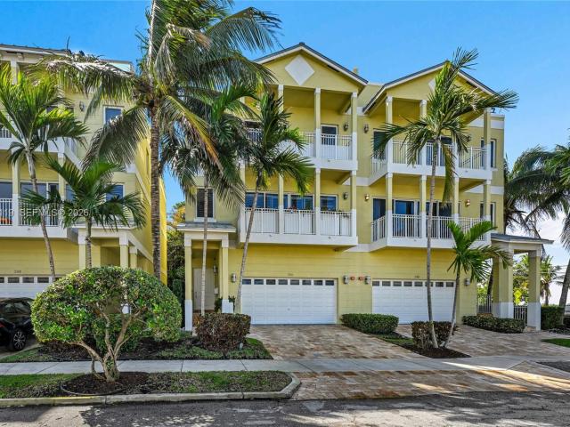 346 Elm St, Unit A10, Hollywood, FL 33019 | MLS #A11978 | Compass
