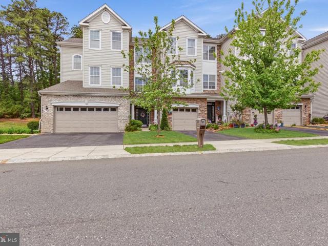 346 Hawthorne Lane