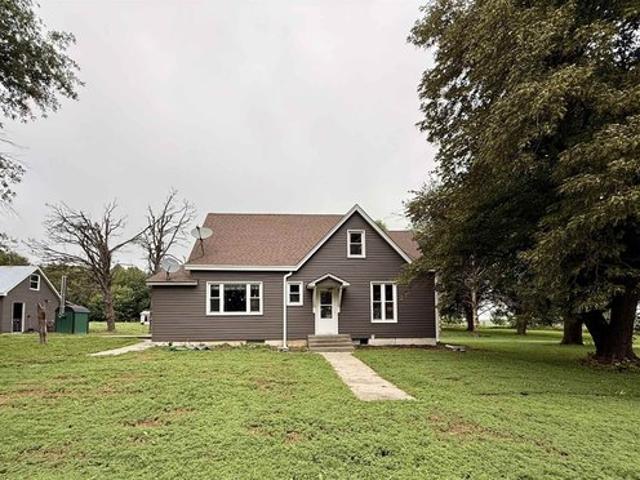 346 I Rd, Howells, NE 68641