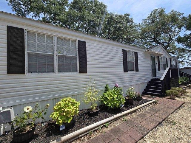 346 Ocean Breeze Dr, Garden City Beach, SC 29576