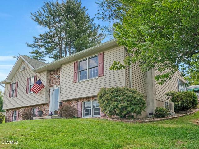 346 LOCUST Street
