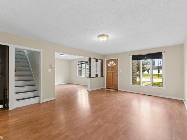 346 N 10TH Street