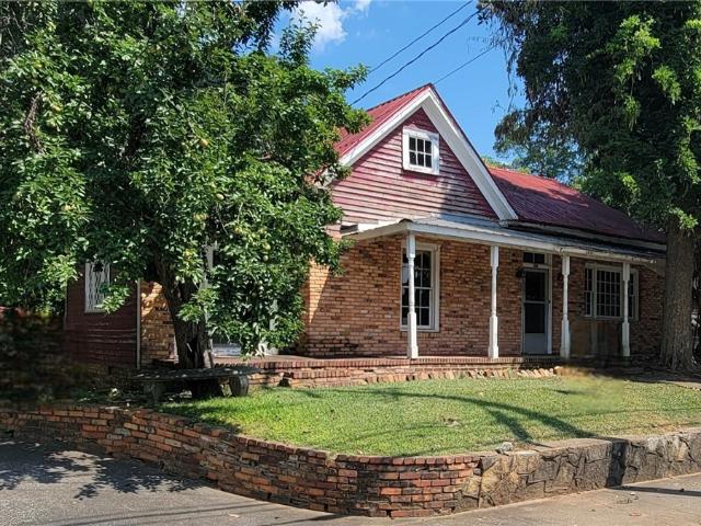 346 N Oliver St, Elberton, GA 30635 | MLS #CL334665 | Compass