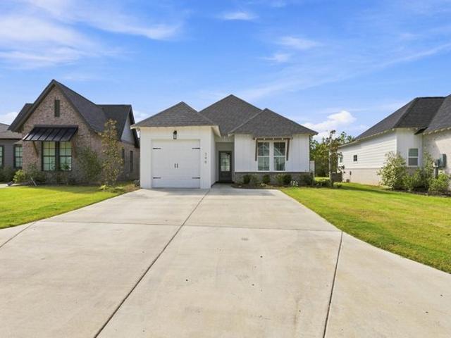 346 Shiloh Creek Dr, Calera, AL 35040