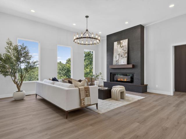 346 Sunset Drive