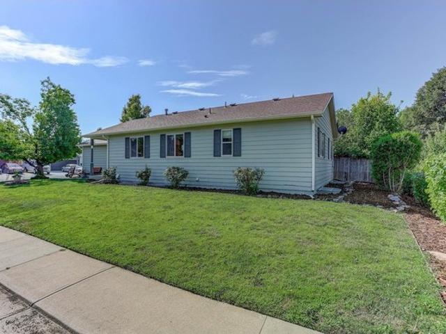 346 Wadsworth Cir, Longmont, CO 80504