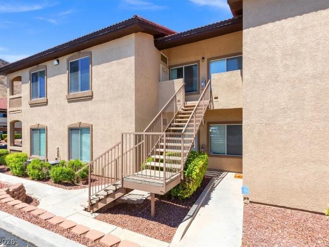 3474 Desert Cliff Street 201