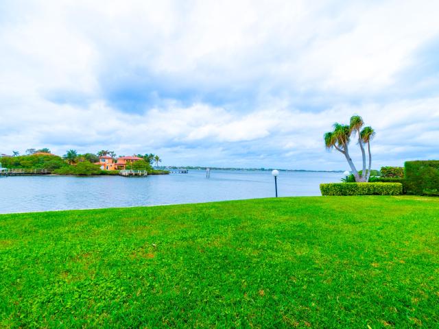 3474 S Ocean Blvd, Unit 2, Palm Beach, FL 33480 | MLS #R11150