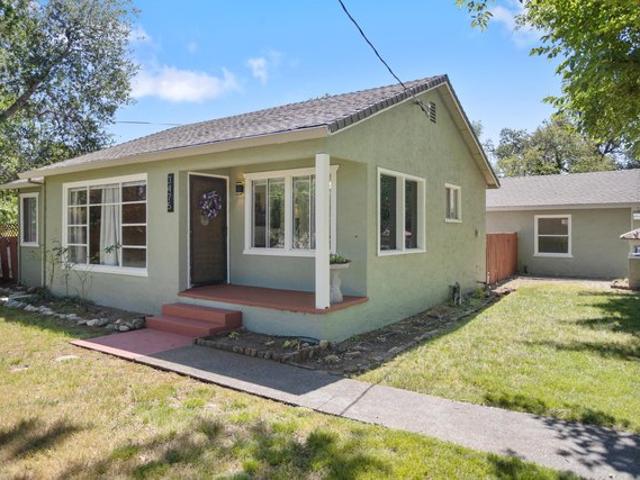 3475 Nicolet Ln, Redding, CA 96001