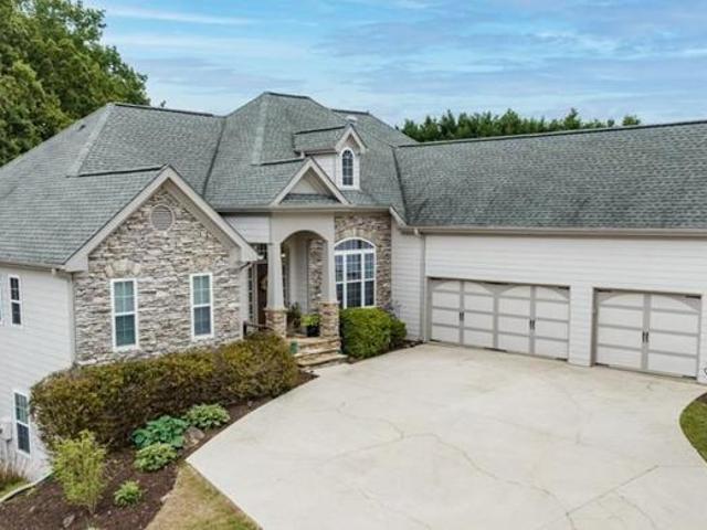 3475 Hickory Lake Dr, Gainesville, GA 30506