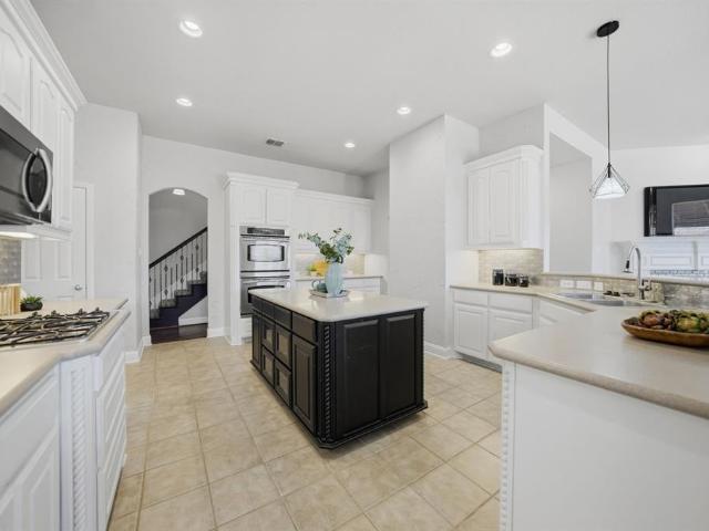 3475 Pilgrim Drive