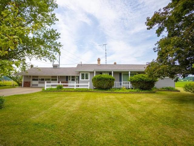 3475 W Brewer Rd, Owosso, MI 48867