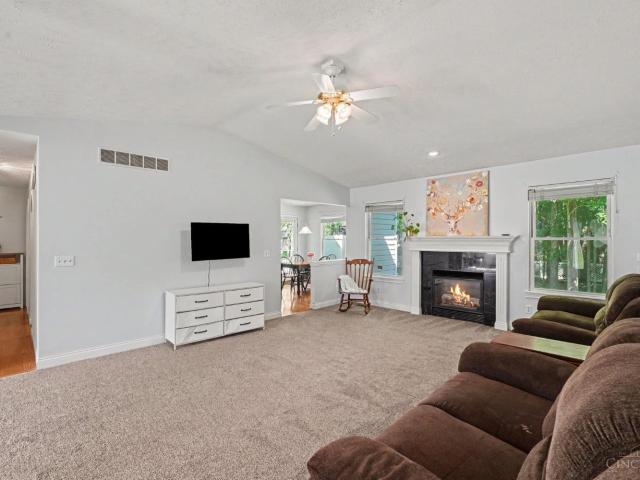 3476 Winter Holly Drive
