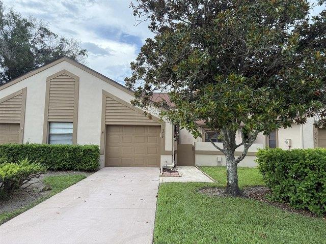 3477 Hillmoor Dr, Palm Harbor, FL 34685