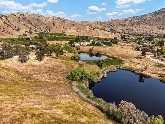 34782 Bogart Dr, Springville, CA 93265