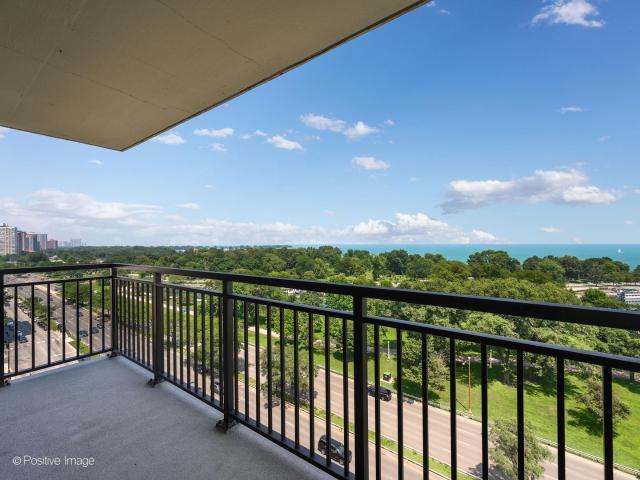 3470 N Lake Shore Drive # 14C