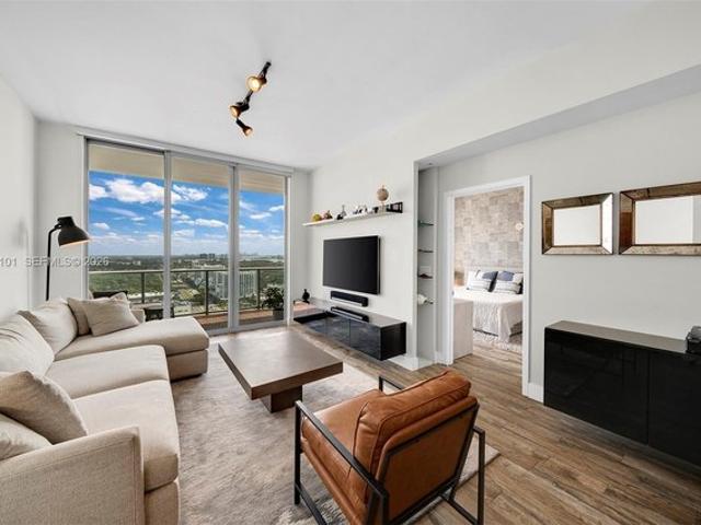 3470 E Coast Ave Apt H2403, Miami, FL 33137