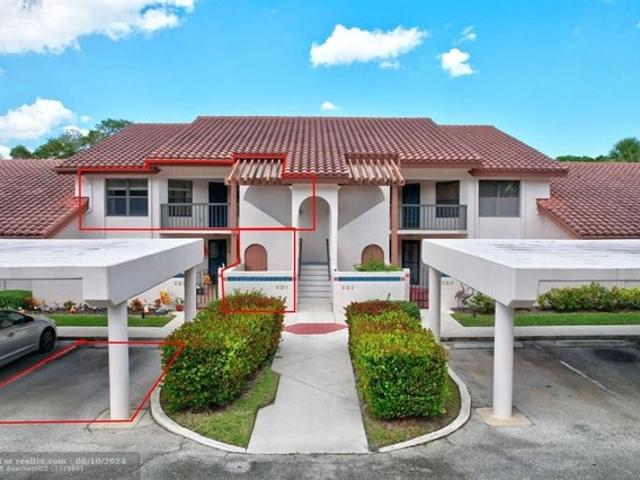 3470 SE Martinique Trce Apt 201, Stuart, FL 34997