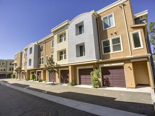 3470 Spring Tide Ter, San Diego, CA 92110