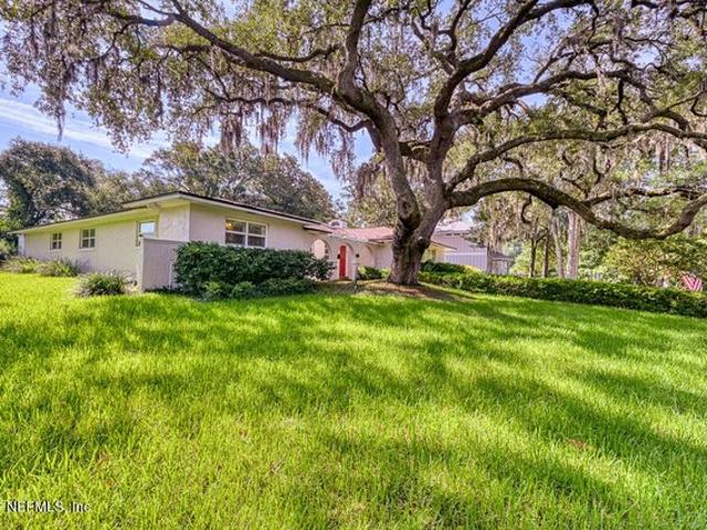 3471 Hermitage Rd E, Jacksonville, FL 32277