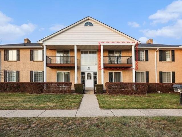 34720 Huntley Dr Unit 22, Sterling Heights, MI 48312