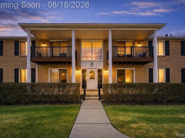 34720 Huntley Dr Unit 23, Sterling Heights, MI 48312