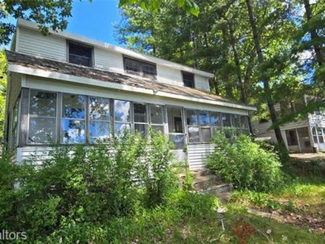 3472 Pleasant Dr, Grass Lake, MI 49240