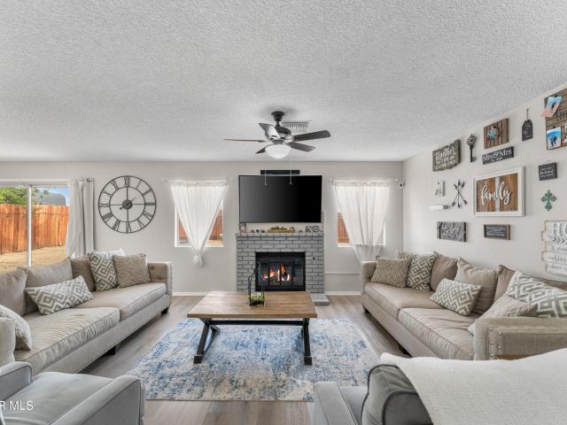 3472 W Roxbury St, Rosamond, CA 93560 | MLS #26003 | Compass