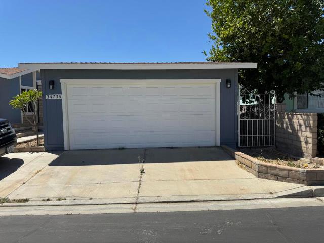 34735 Double Diamond Drive