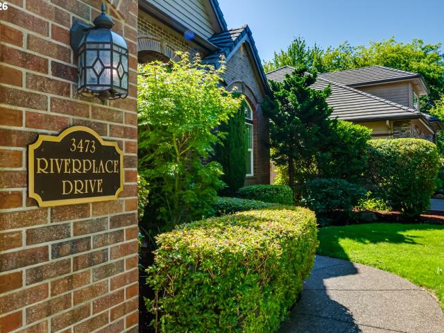 3473 riverplace dr