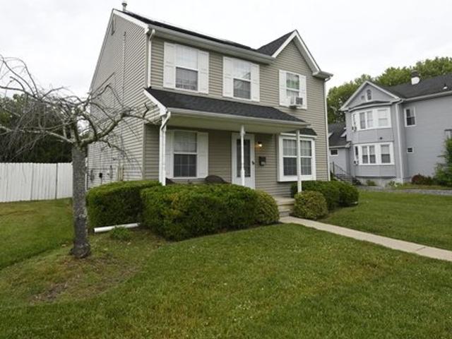 347 Chicago Ave, Egg Harbor City, NJ 08215