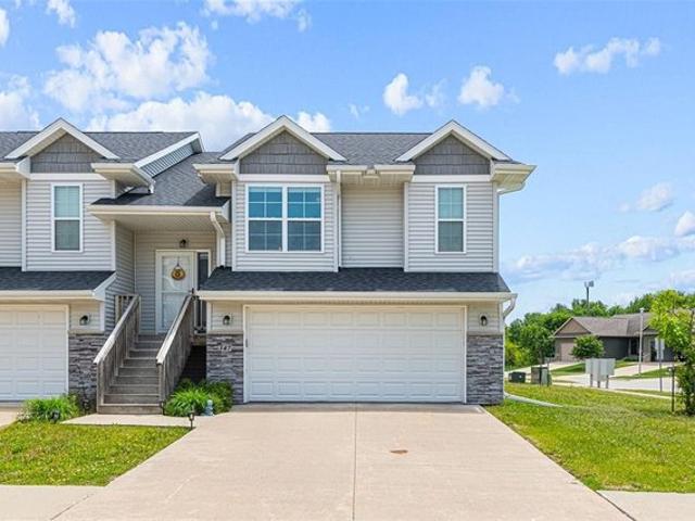 347 Cypress Ct, Solon, IA 52333