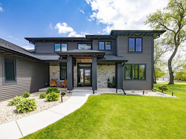 347 Fairway Circle