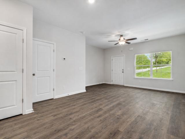 347 Kristen Ct