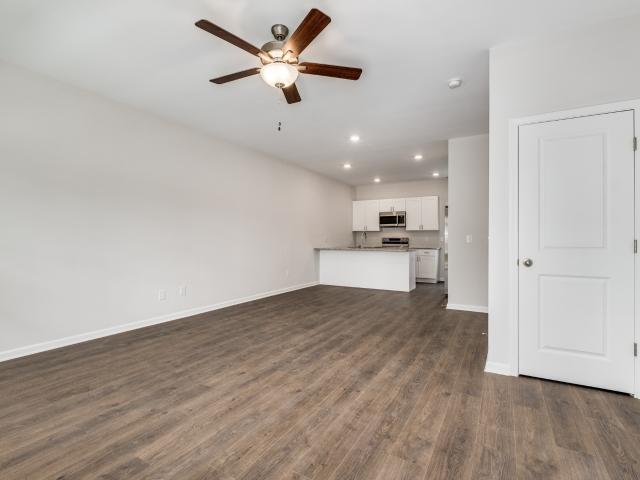 347 Kristen Ct