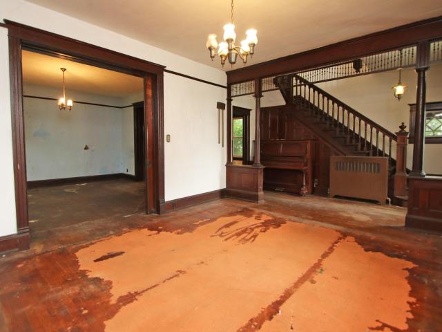 347 high st