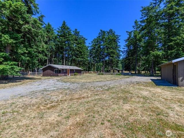347 Jacobs Rd, Coupeville, WA 98239
