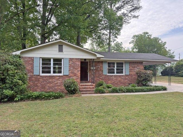 347 Laurel Ln, Lagrange, GA 30241