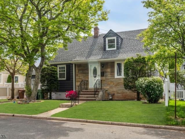 347 Livingston Rd