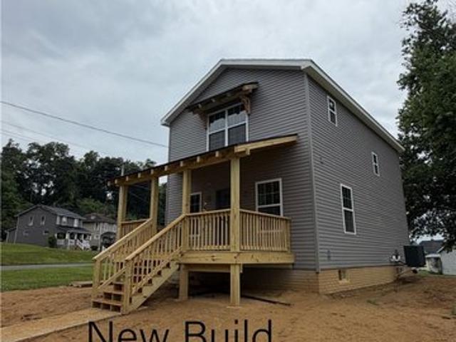 347 Luck Ave, Zanesville, OH 43701