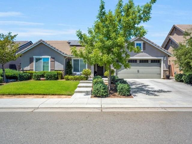 347 Maclure Ave W, Madera, CA 93636