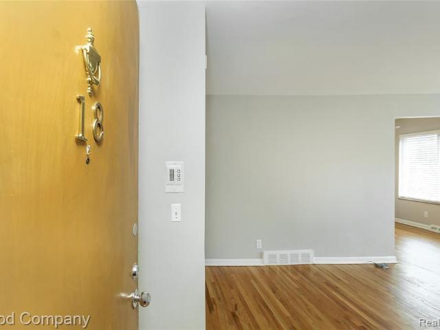347 N Eton Street # 18