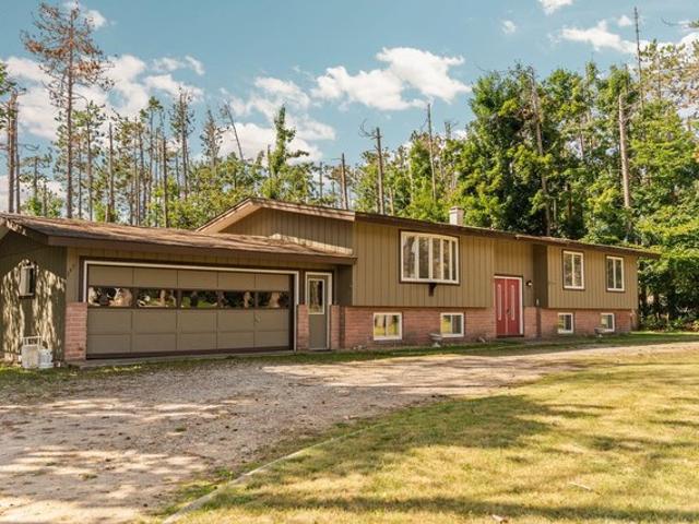 347 S Estates Dr, Gaylord, MI 49735